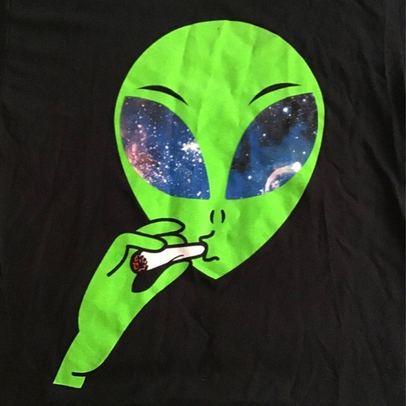Spencer's | Shirts | Spencers Alien Short Sleeve Shirt | Poshmark